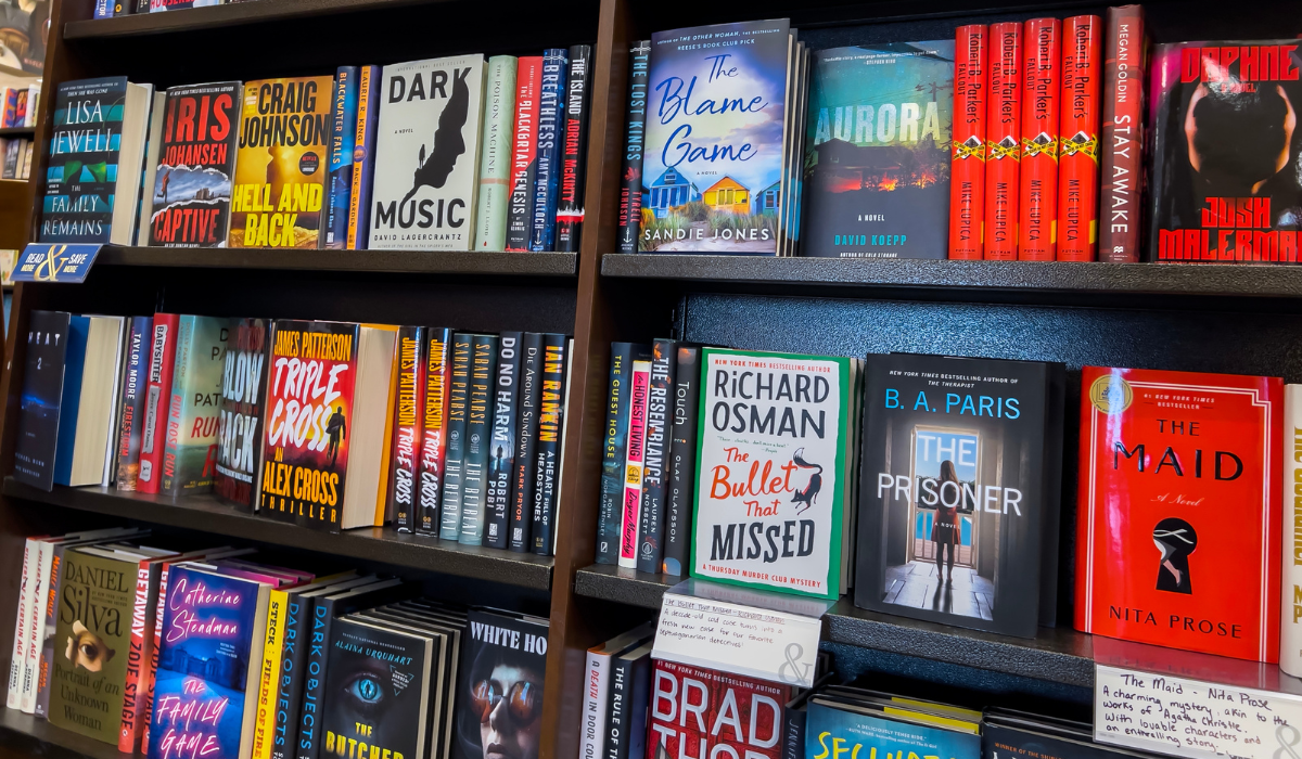 Visual Merchandising - Podium