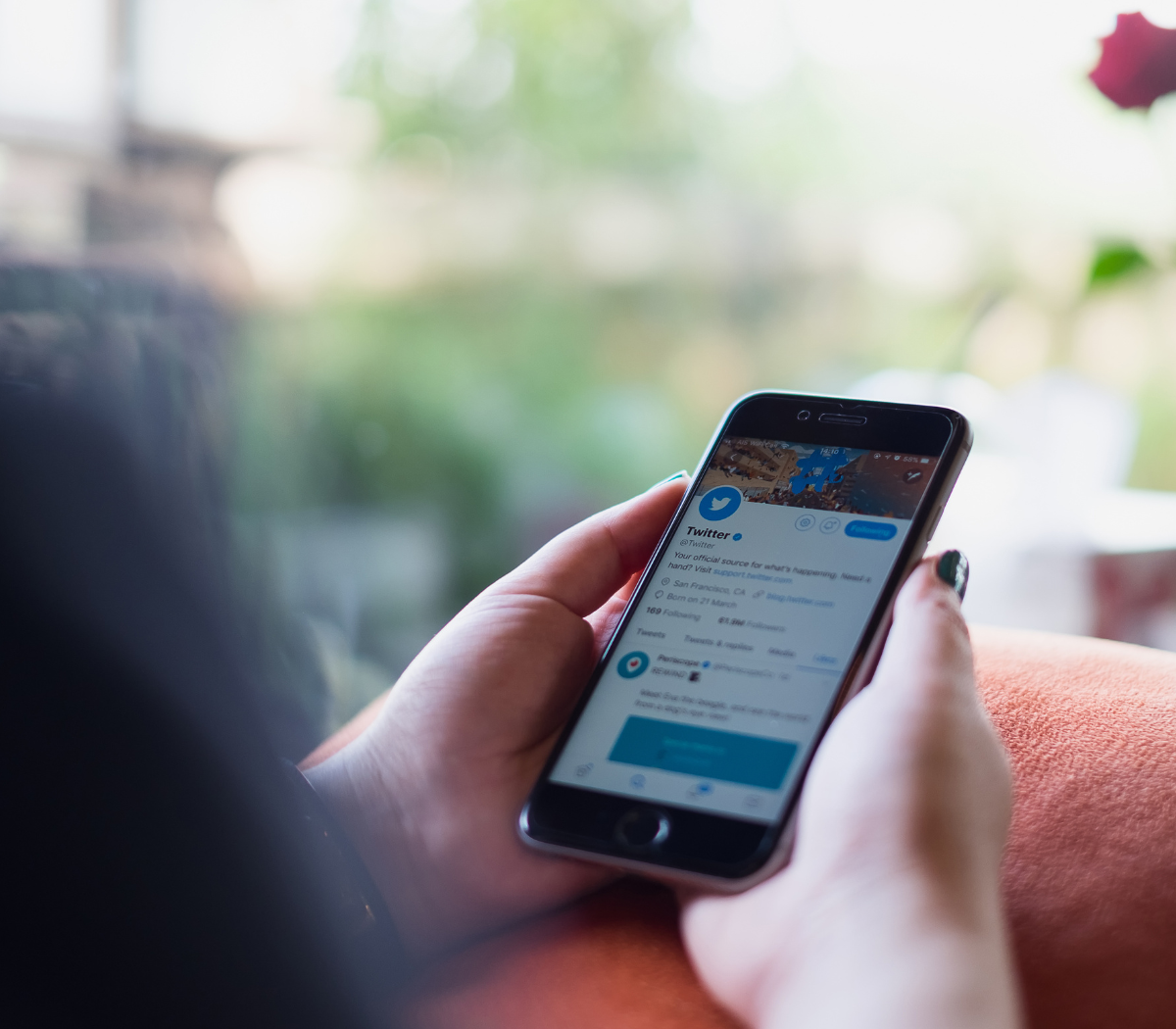 Twitter for Small Businesses: 9 Marketing Tips to Try - Podium