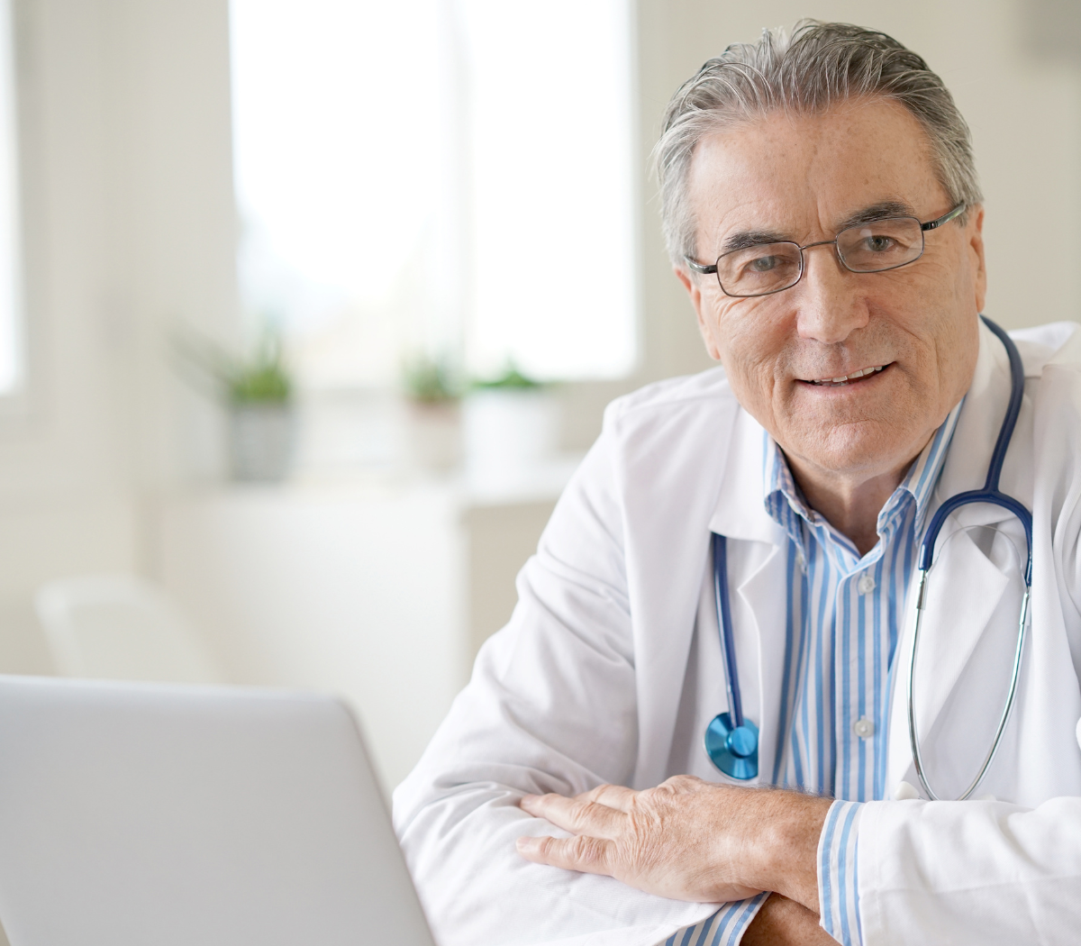 5 Doctor Review Sites Medical Practices Should Prioritize - Podium